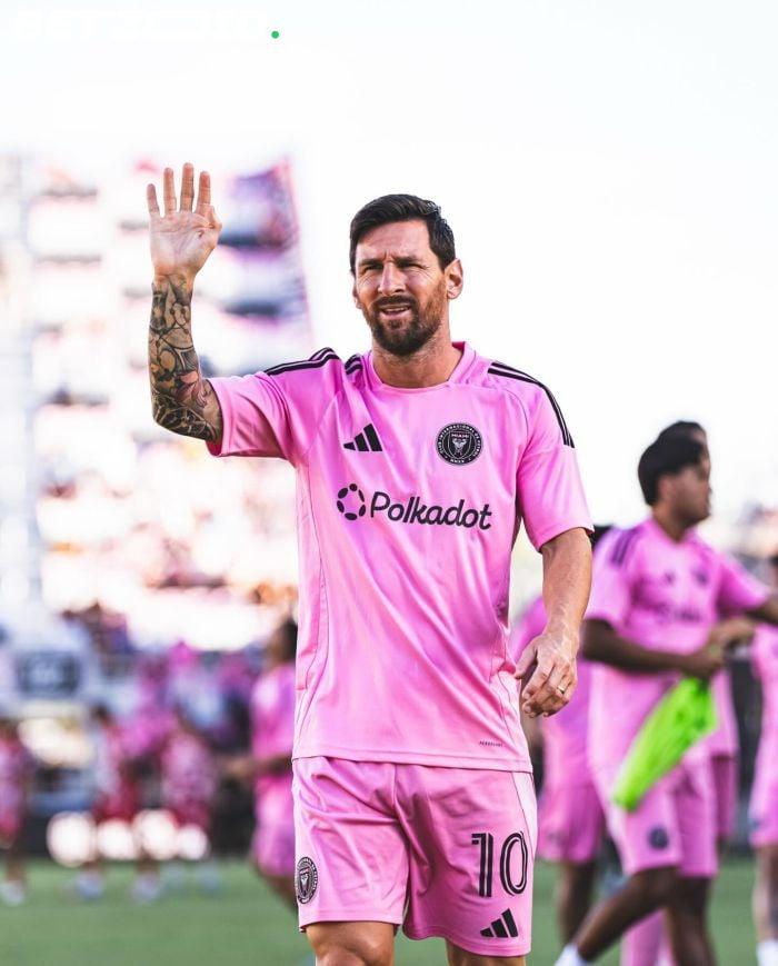 Messi Sidelined: Inter Miami Confirms Minor Muscle Injury