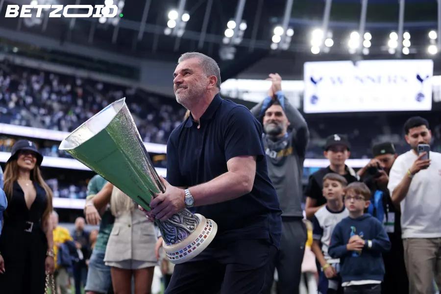 Tottenham's Postecoglou Divide: Trophy Success vs League Disaster